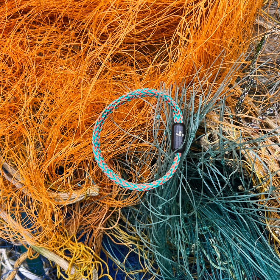 BRACENET | Sustainable bracelets made from fishing nets